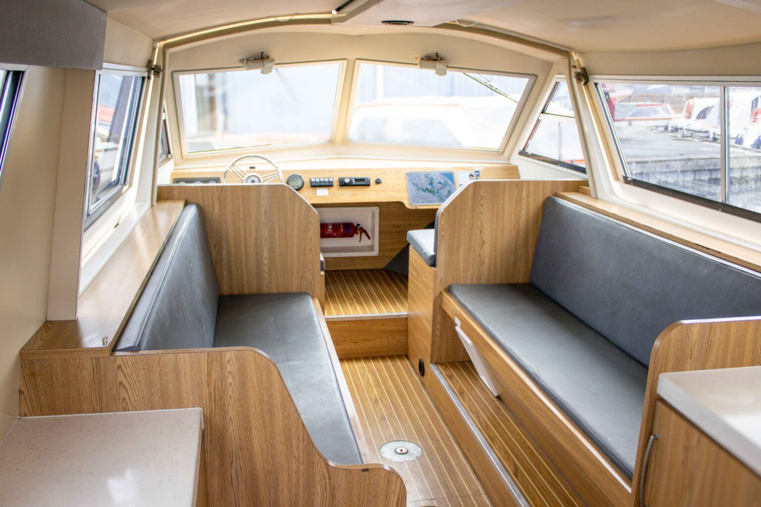 8 Seater Day Cruiser Hire - Norfolk Broads