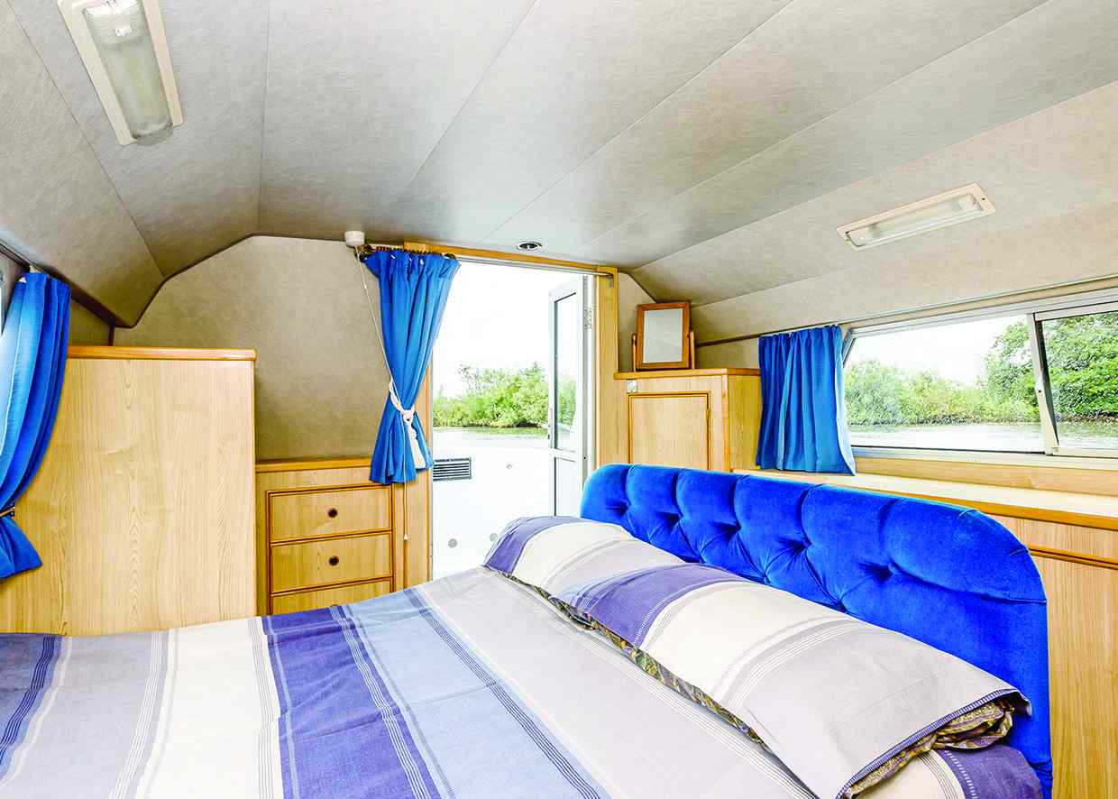 Silver Harmony - Norfolk Broads Boating Holidays - Richardsons Boating Holidays