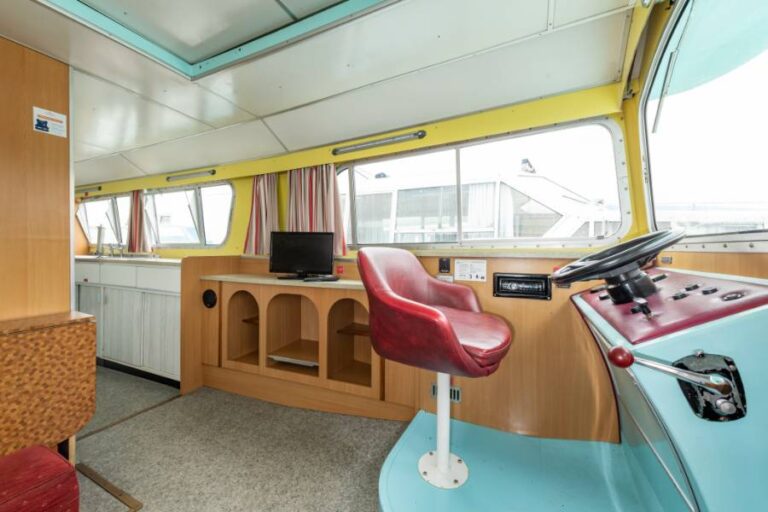 Spring Horizon - Norfolk Broads Boating Holidays - Richardsons Boating ...
