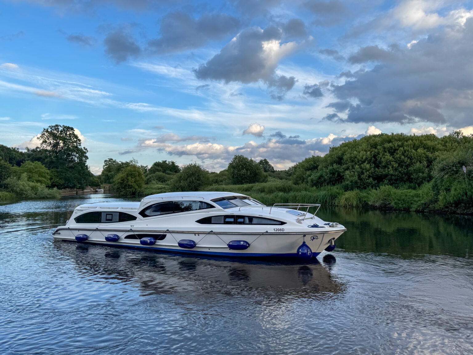 Broadsventure - Norfolk Broads Boating Holidays - Richardsons Boating ...